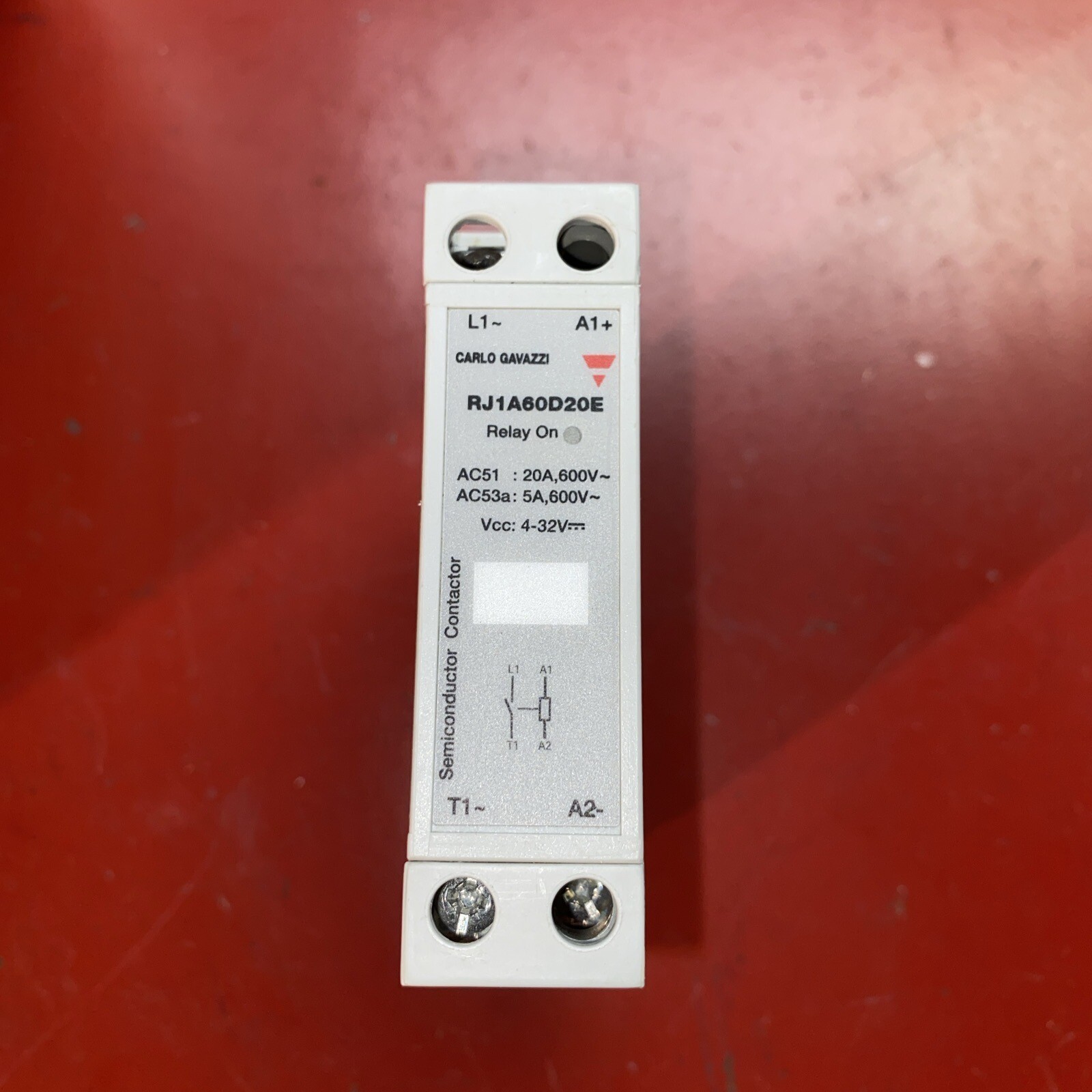 CARLO GAVAZZI RJ1A60D20E SOLID STATE RELAY 20A 600V 54 600V Vcc 4-32VDC ...