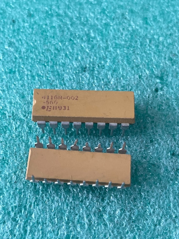 1x 4116R-002-560 56R 2% 2.25W Resistor Network, Thick Film, 56 Ohm ...