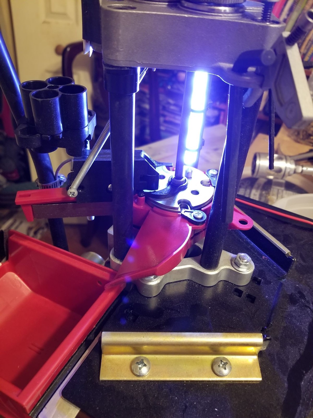 LEE AUTO BREECH LOCK PRO 18 LED 600 Lux Lighting Kit FREE Shipping | eBay