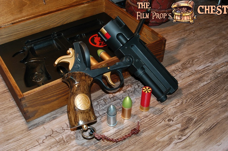 Lifesize Hellboy Gun Reproduction Wood Case Whit Gun , Bullets & Rosary ...
