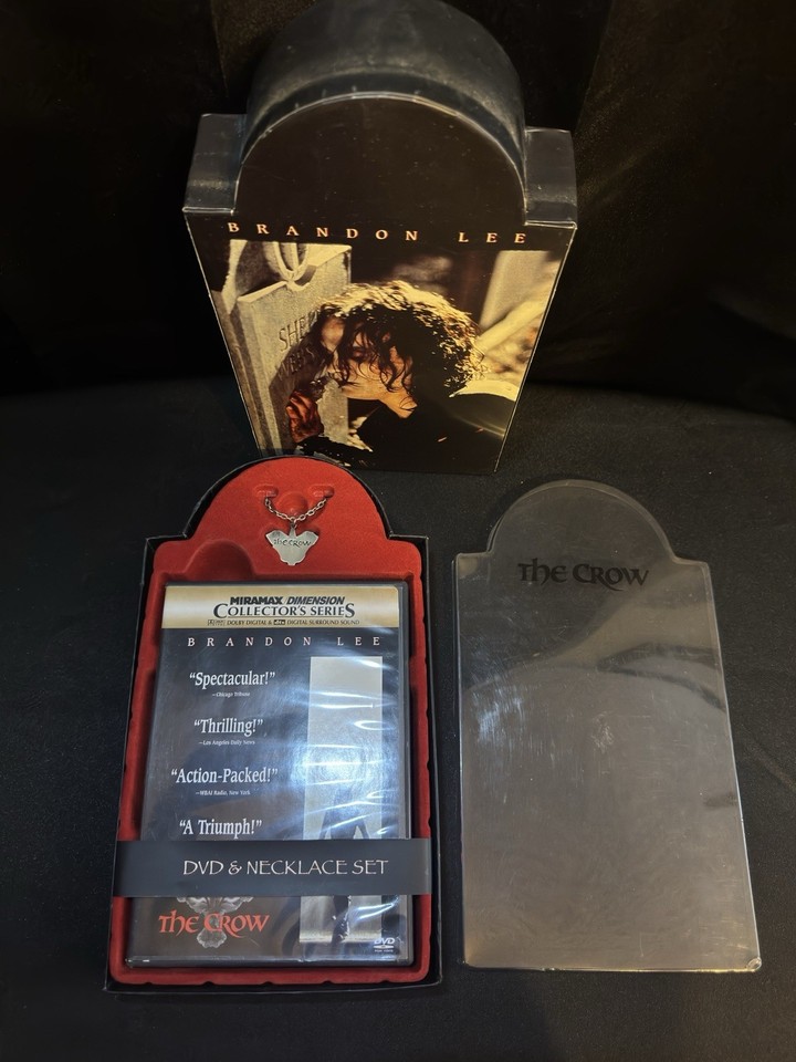 The Crow Tombstone Box Set -Rare! Brandon Lee 2004 Collector's Series ...