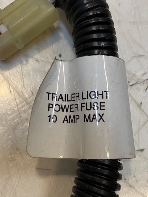 Trailer Light Power Fuse 10 Amp Max Wire Harness 17499-1B1 | T106 | eBay
