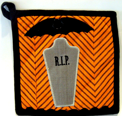 HALLOWEEN POT HOLDER - TOMBSTONE RIP W/ BAT- 8" Square- NEW | eBay