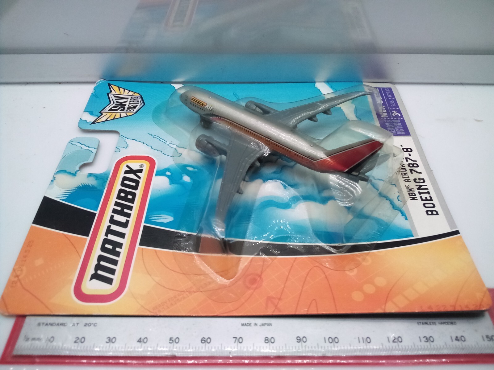 Matchbox Skybusters / Boeing 787-8 Dreamliner - MBX Airways - Model ...