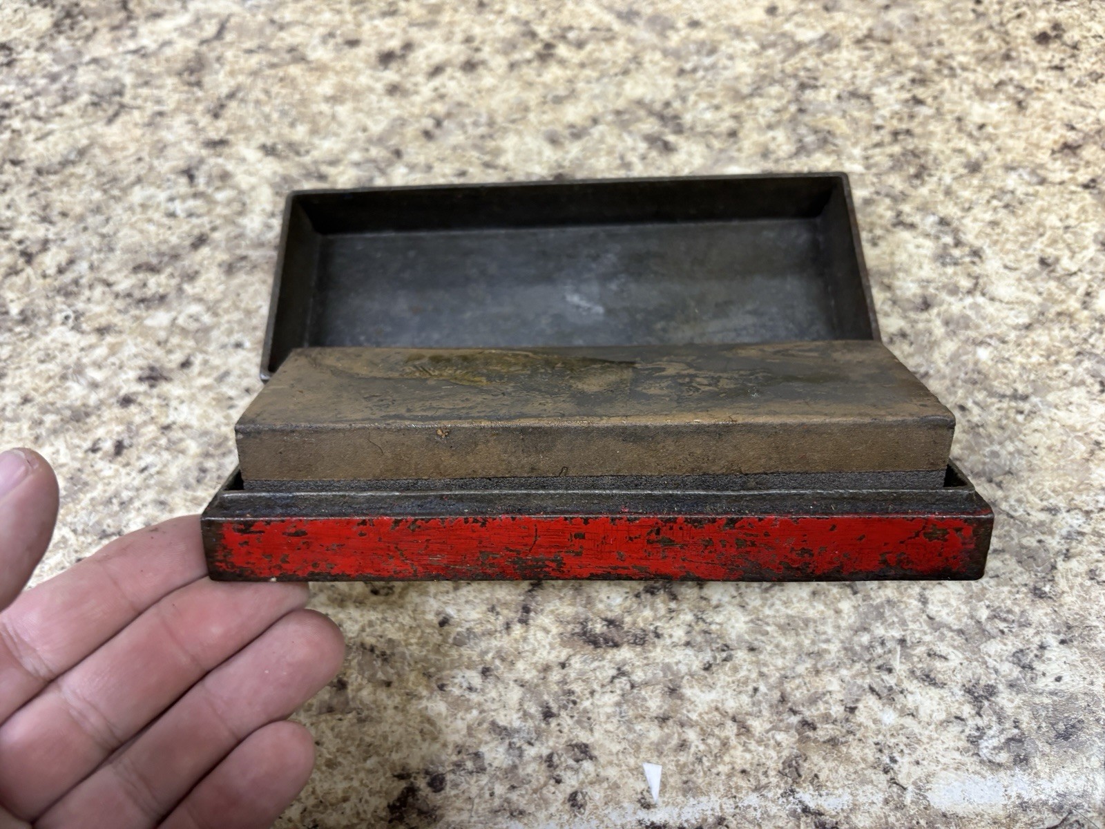 Antique Pike Mfg NH Wet Sharpening Honing Stone with Cast Iron Holder