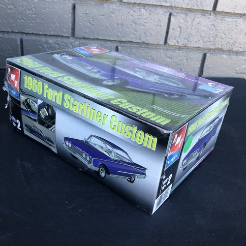 AMT Ertl 1960 Ford Starliner Custom Kit #30045 1/25 Scale Model Kit ...