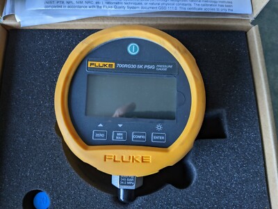 New never used, FLUKE 700RG30 Pressure Gauge CALIBRATOR 5000 PSIG PSI ...