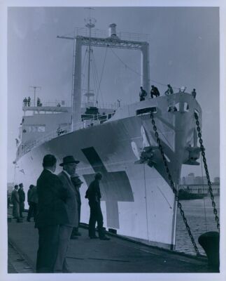 1960 SS Hope Hospital Preparing To Leave SF Shipyard Press Photo | eBay