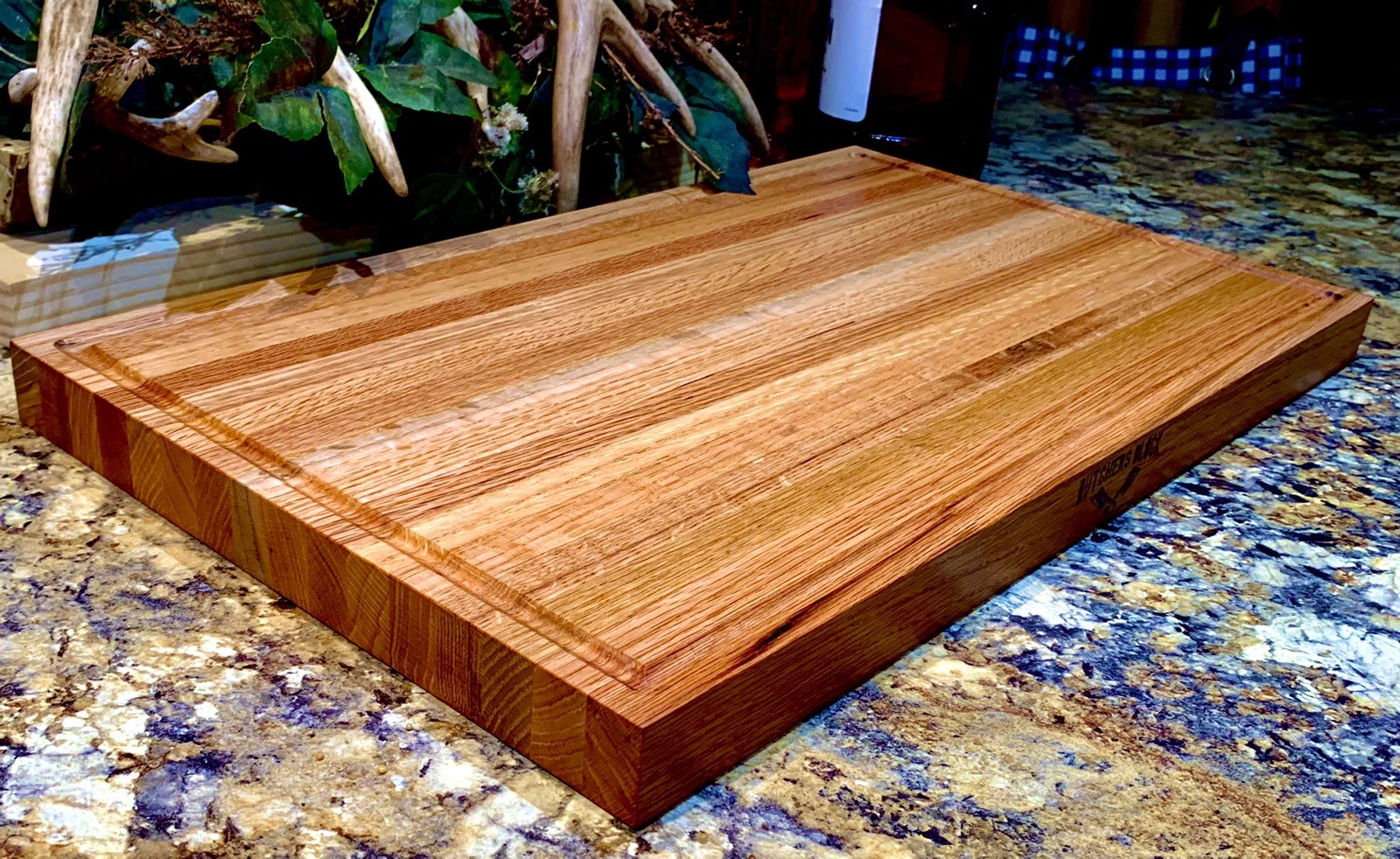 1.25” Thick Butcher Block Cutting Board W/ Juice Groove & Rubber Feet ...