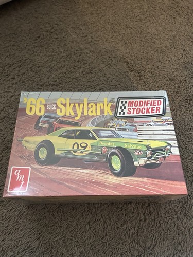 AMT 1:25 '66 Buick Skylark Modified Stocker Plastic Model Kit | eBay