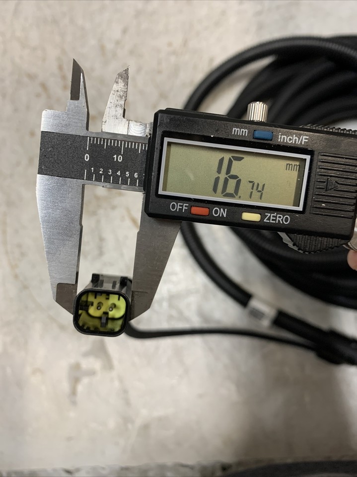 Caterpillar CAT 578-1112 Diesel Exhaust Fluid DEF Hose Assembly ...