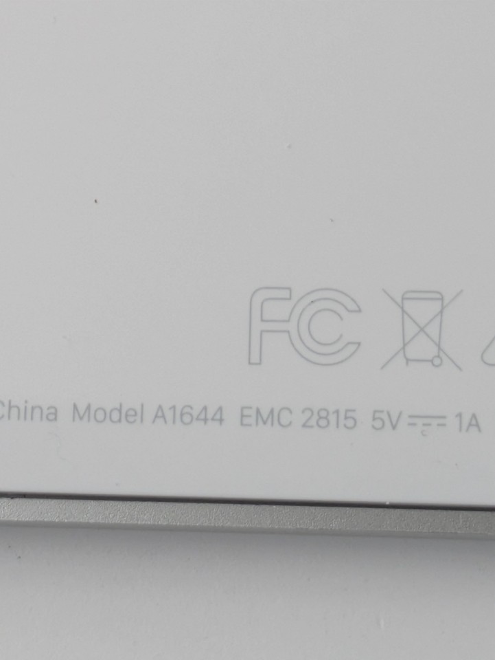 Apple Magic Keyboard A1644 Bluetooth Rechargeable. Lightning Charging ...