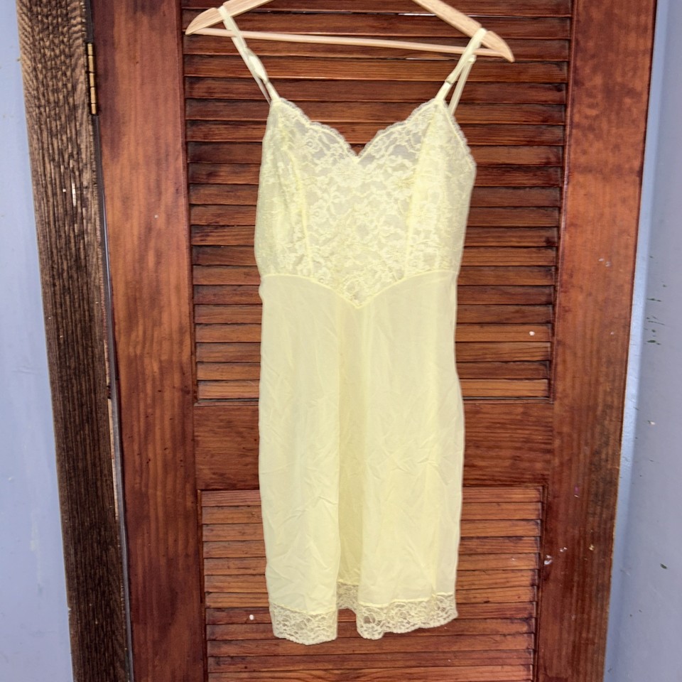 Vintage Vanity Fair Yellow Lingerie Nylon Lace Nighty Full Slip Size 34 ...