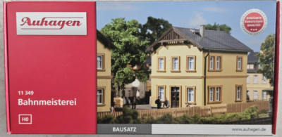 HO Scale AUHAGEN Model Kit: Track Inspectors Office - #11349 - Ships ...