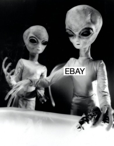 ALIENS "INTRUDERS" TV PHOTO 1992 SCI-FI HORROR CBS TV MOVIE | eBay