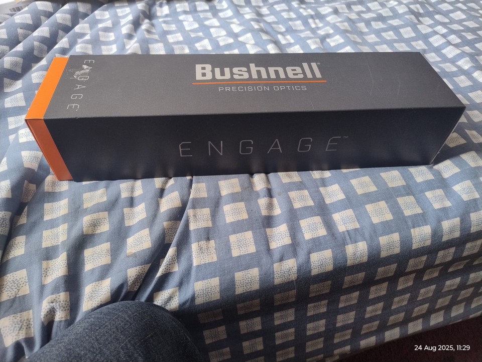 bushnell rifle scope 2.5-10x44 with mounts boxed excellent codition ...