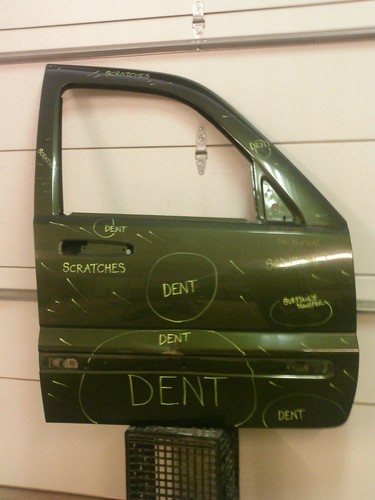 2005,2006,2207 Jeep Liberty Front Door RH OEM | eBay