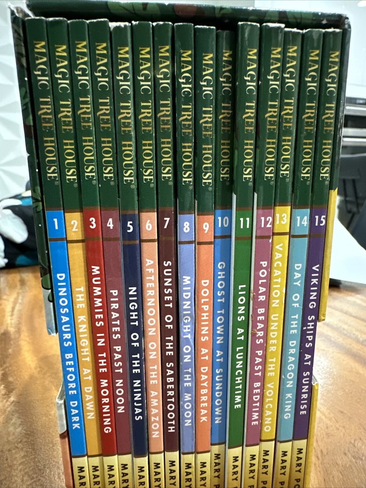 Magic Tree House Collection 1: 1-15 Book Box Set by Mary Pope Osborne ...