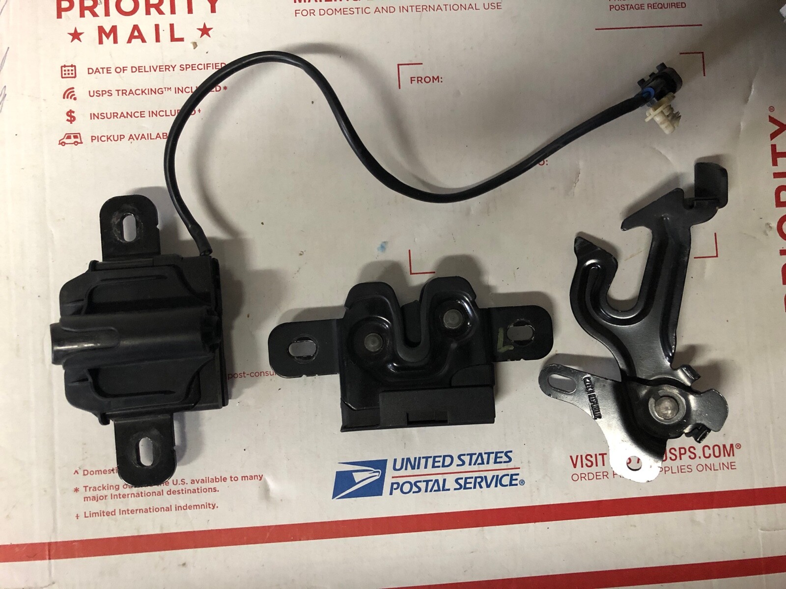 2011-2015 Volvo S60 V60 Hood Locks Latches L R Safety Genuine OEM TESTED