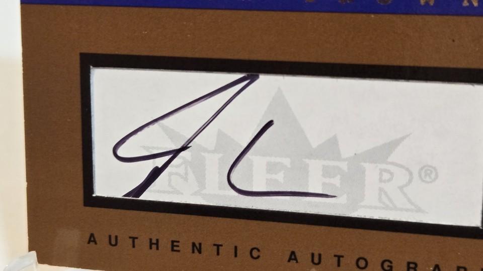 💎2004-05 ULTRA Shawn Marion🏀BRONZE SEASON CROWNS ON CARD AUTO NUMBERED ...