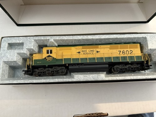 Kato HO Scale Reading BEE EMD SD45 Diesel Locomotive #7602 NOS LED DCC ...