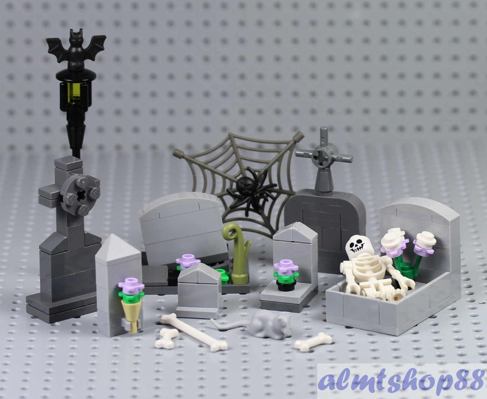 LEGO - Haunted Graveyard Tomb Gravestone - Halloween Spider Skeleton ...