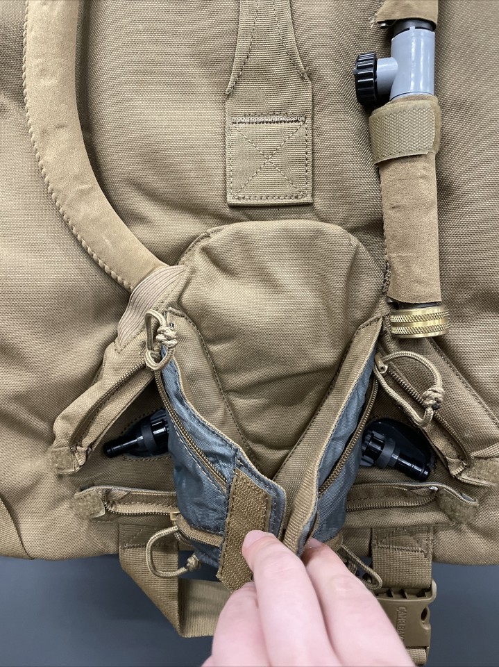USMC Coyote 25L Squadbak By Camelbak Water Reservoir Backpack | eBay