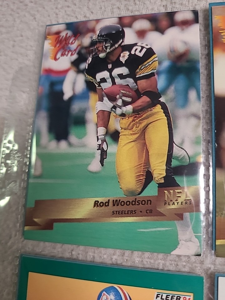 18 FOOTBALL CARDS: RUSSELL, SMITH, PUZZUOLI, WILBURN, ETC. (YK) | eBay