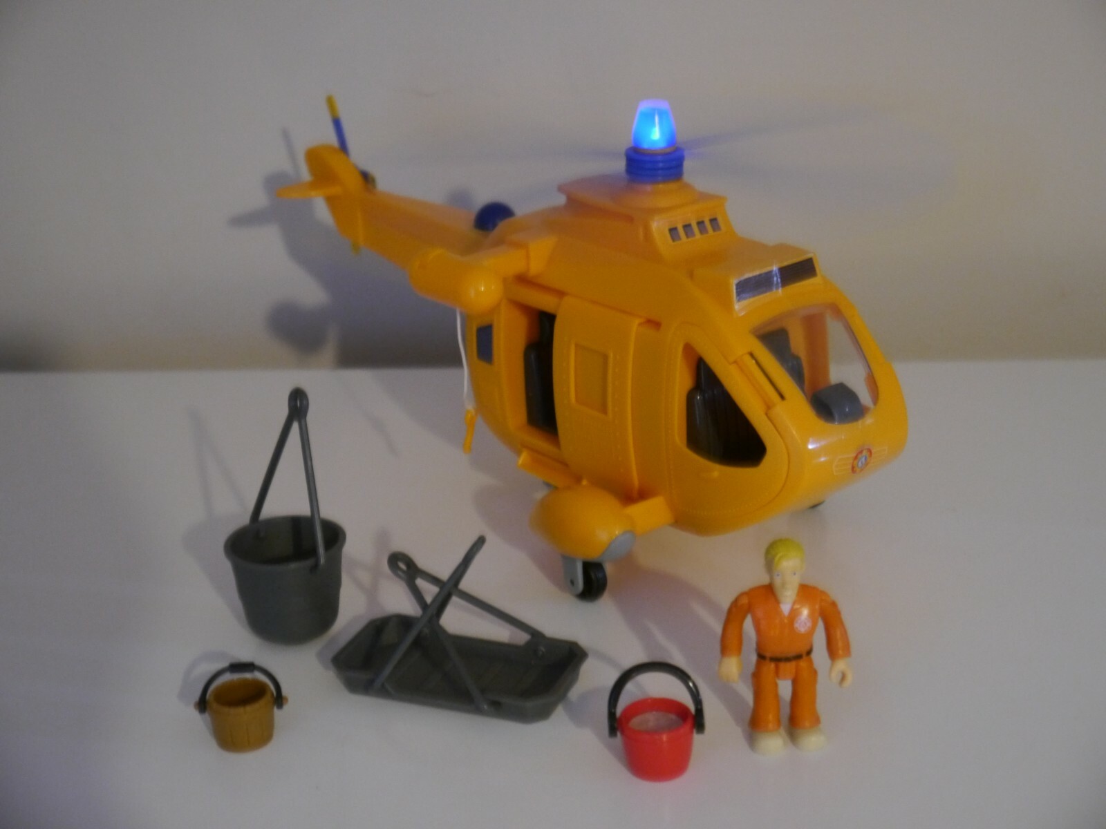 Fireman Sam Helicopter Wallaby 2 with Light & Sounds Tom Accessories ...