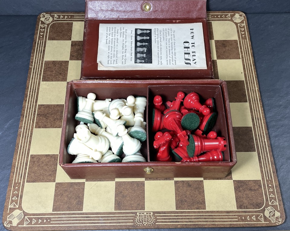 Vintage Early Deluxe Craft Chicago Chess Set Red Ivory Student Size | eBay