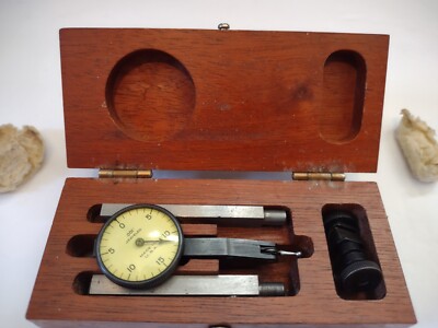 Squares - Dial Indicator