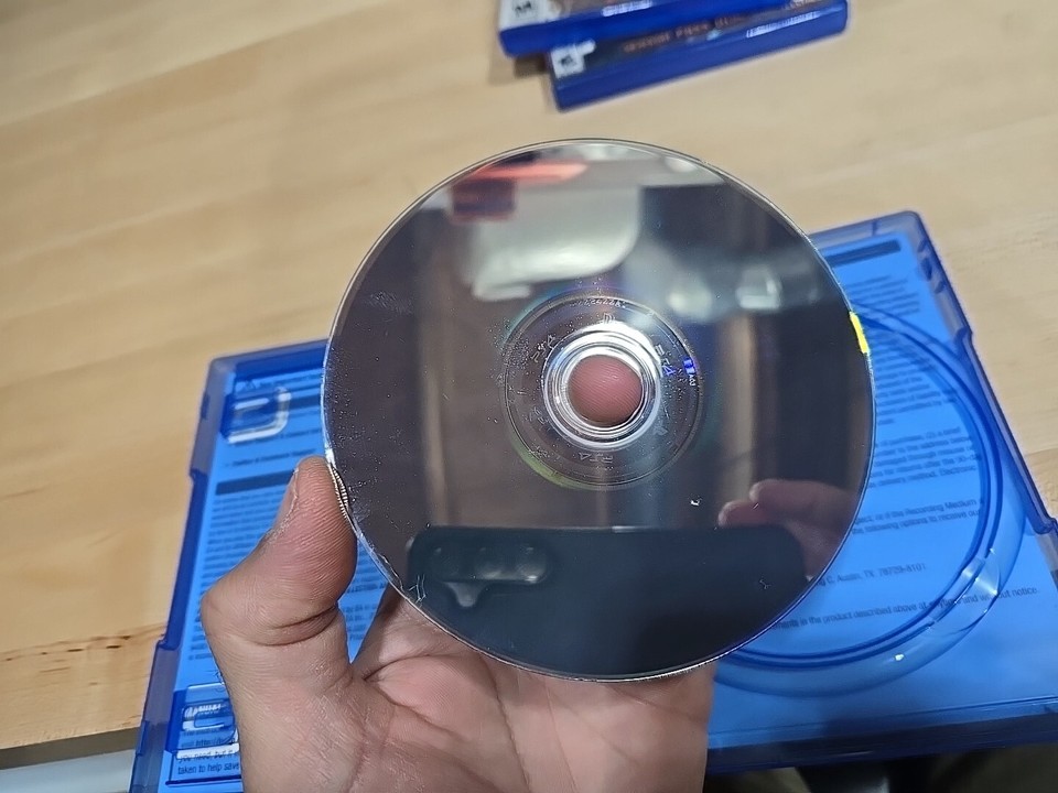 PS4 Game Lot The Witcher III Wild Hunt & Plants Vs Zombies 2 ...