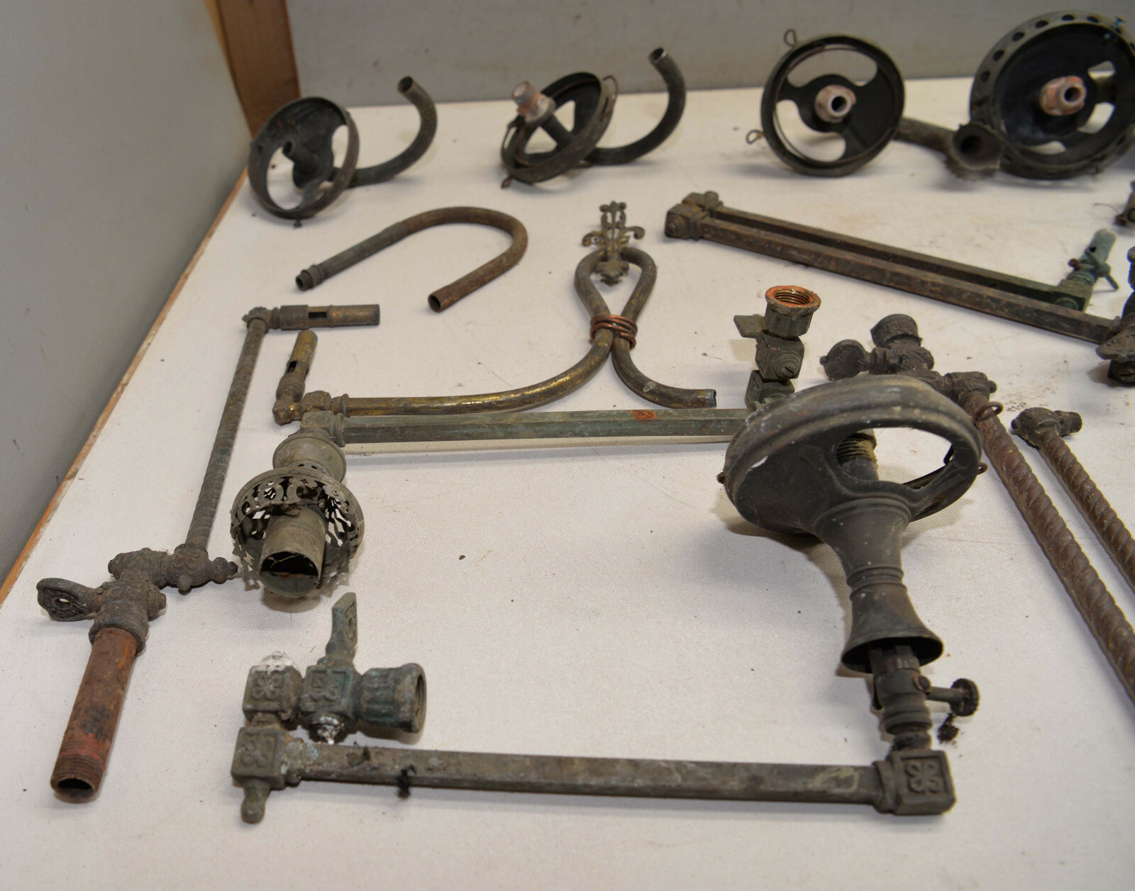Antique gas light lamp fixture swing arm bracket collectible hardware ...