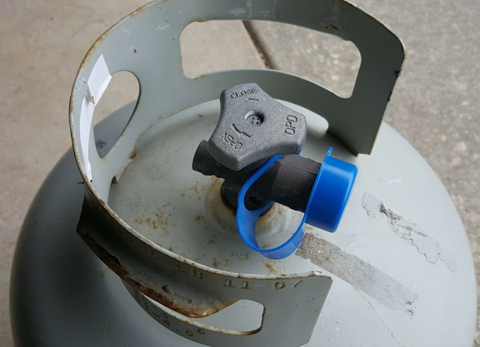 10 BLUE OPD VALVE PROTECTIVE DUST / SAFETY CAPS for PROPANE / BBQ TANK ...