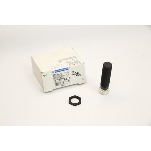 Telemecanique 091333 XS4P18MA230A capteur à induction (B477) | eBay