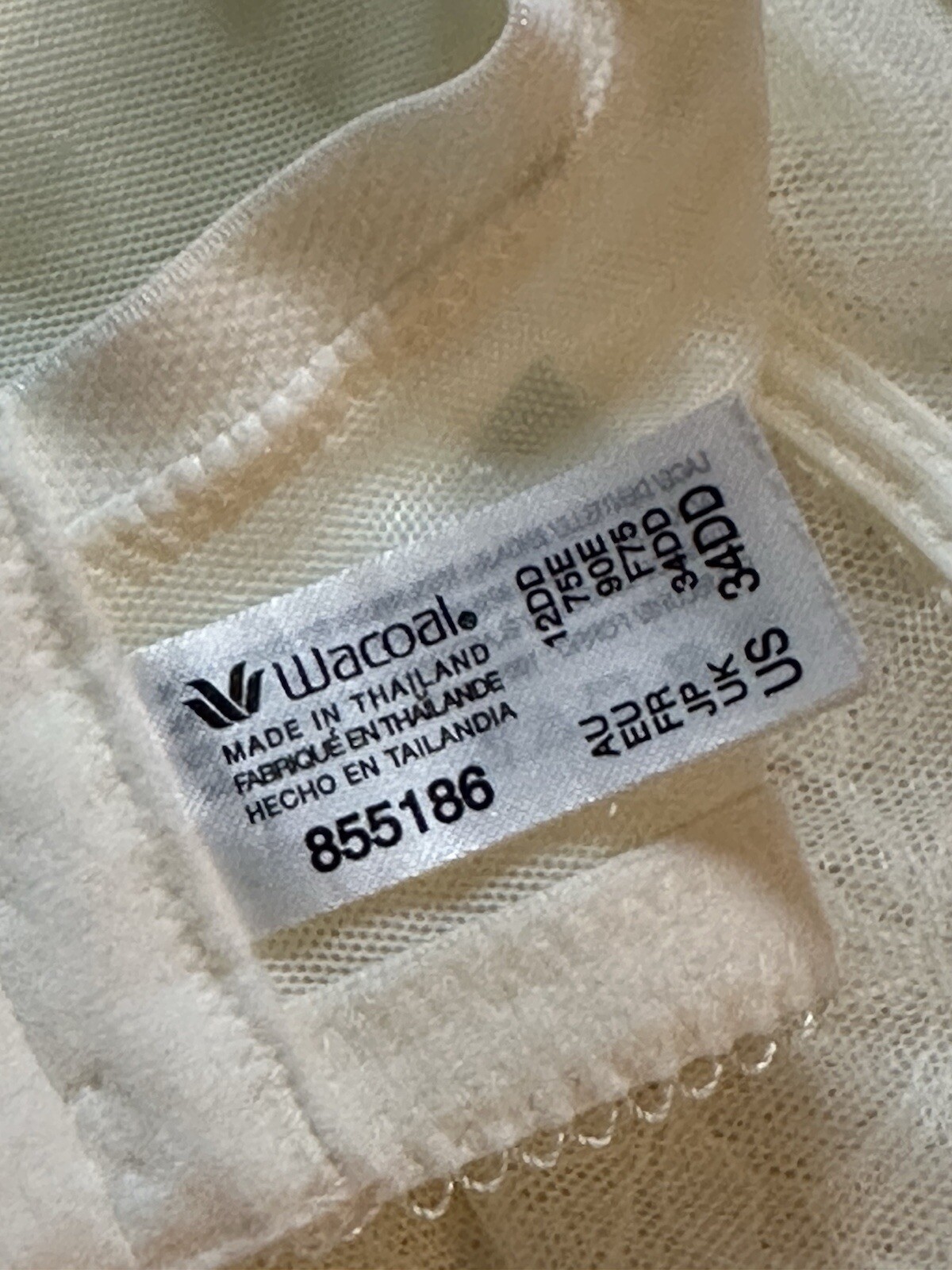 Wacoal Retro Chic Full Figure Underwire Bra Size 34DD - Gem