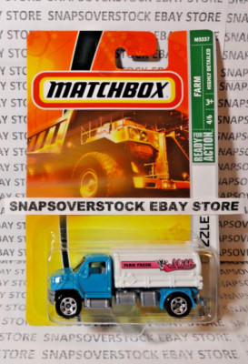 2008 MATCHBOX BLUE GUZZLER MILK TANKER TRUCK, MBX CFARM SERIES, MBX #67 ...