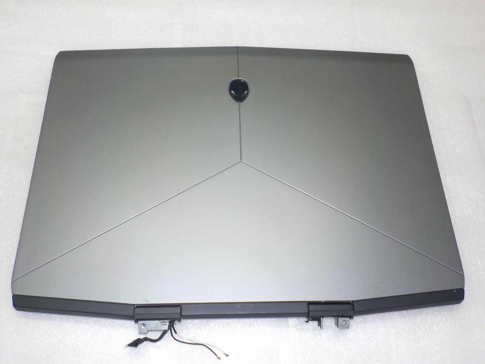 Dell Alienware M15X Laptop LCD Top Back Cover Lid w/Hinges + Cable ...