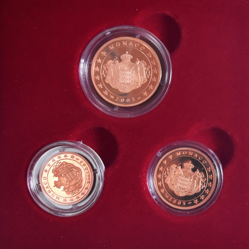 [#1161195] Monaco, Set, Prince Rainier III, 2005, 1,2,5 cts, MS, Copper ...