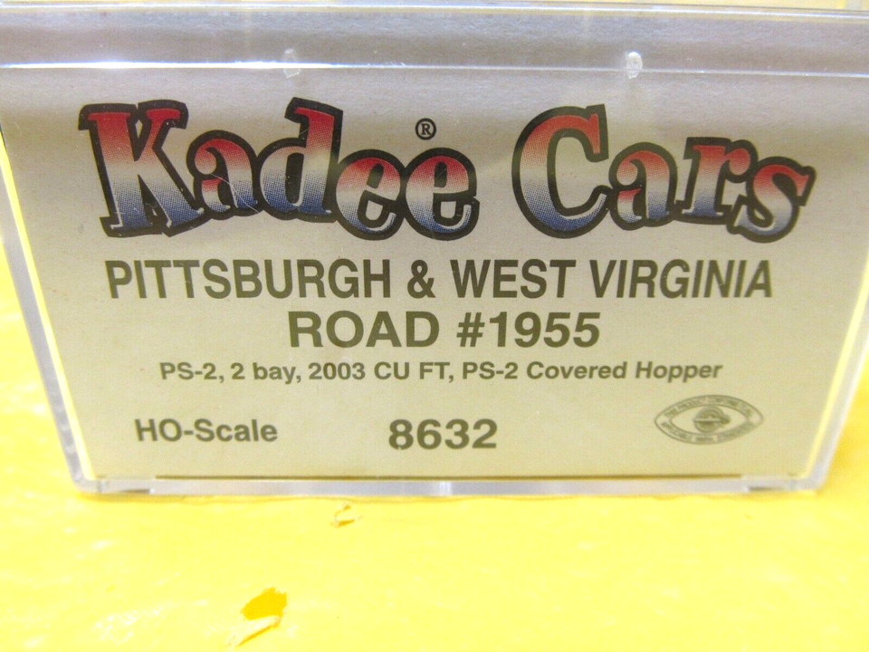 KADEE HO 8632 Pittsburgh & West Virginia 2 bay Covered Hopper is New in ...