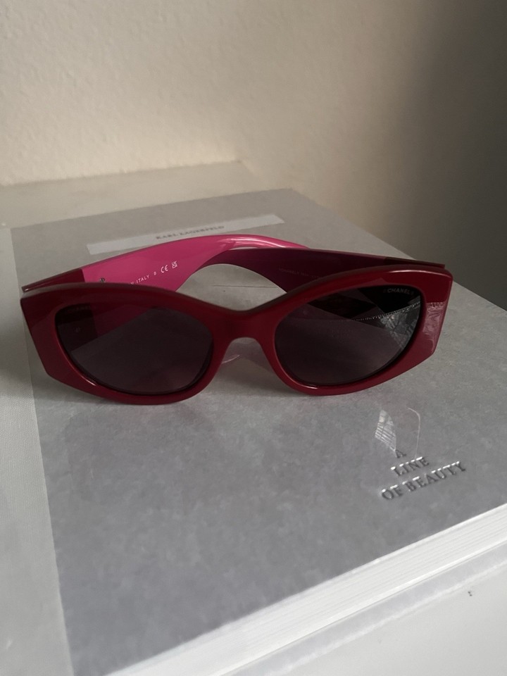NEW CHANEL PINK OVAL SUNGLASSES IN CLASSIC PINK CAT EYE w/ CASE | eBay