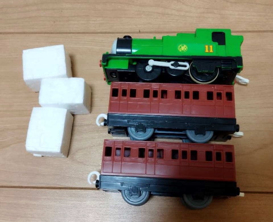 TOMY Thomas & Friends Plarail Trackmaster Oliver Complete Set Train w ...