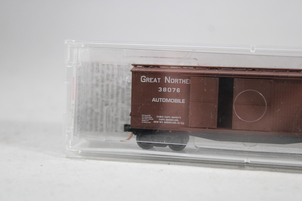 MICRO TRAINS-#41030-GREAT NORTHERN -40' BOXCAR #38076-N SCALE | eBay