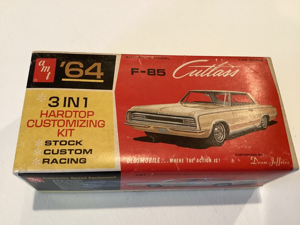 RARE ORIGINAL Vintage AMT 1964 Olds Cutlass F-85 Built 1/25 #5024-150 ...