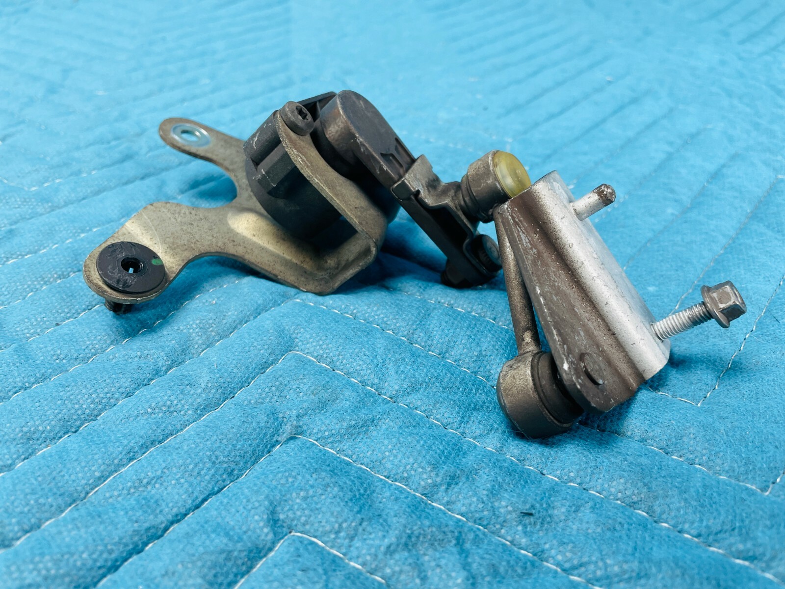 Mercedes SL400 SL550 Rear Suspension Height Leveling Sensor w/ Rod LH ...