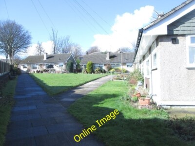 Photo 6x4 Kensington Gardens - off Victoria Avenue Elland c2014 | eBay UK