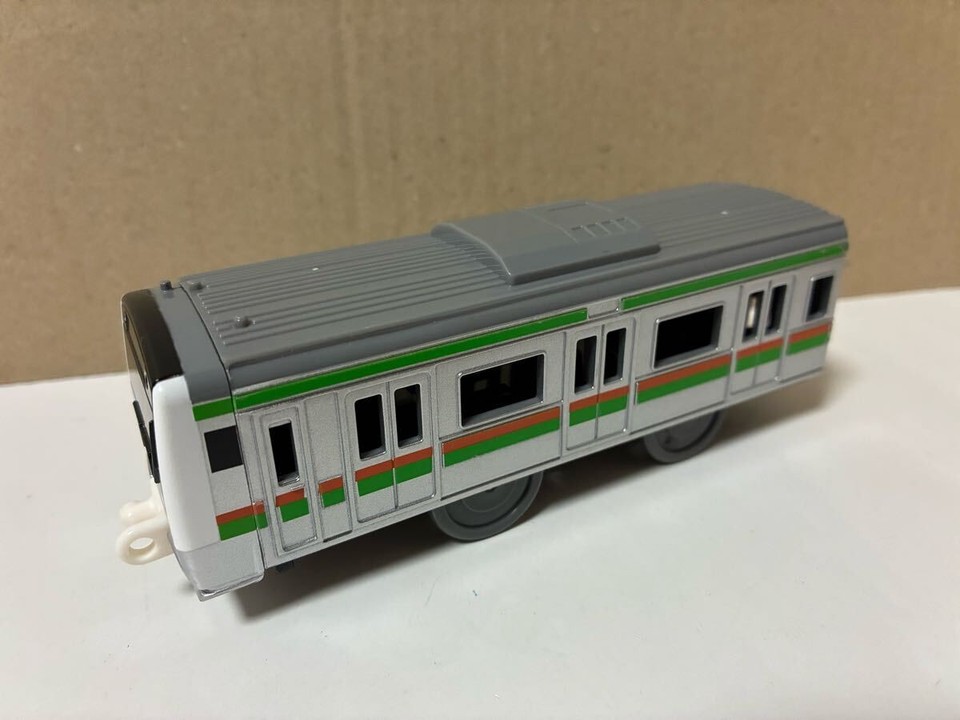 Plarail E233 series Shonan color (dedicated connection specification ...