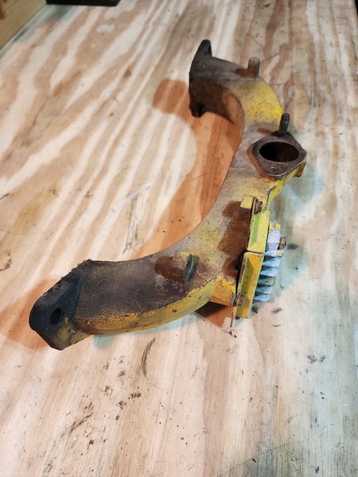 ONAN NHC-MS/3348c Ford CL20 Case Ingersoll engine intake manifold carb ...