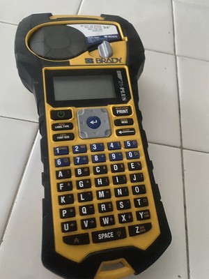 Label Makers - Handheld Label