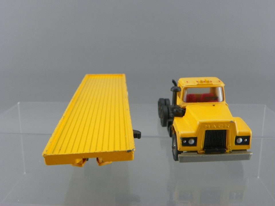Vintage 1973 Corgi Major 1106 Diecast 1/43 Mack Container Truck Tractor ...